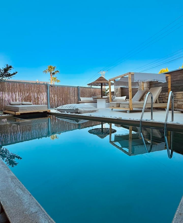 Rustic Minimalist Home With Outdoor Pool - Crete