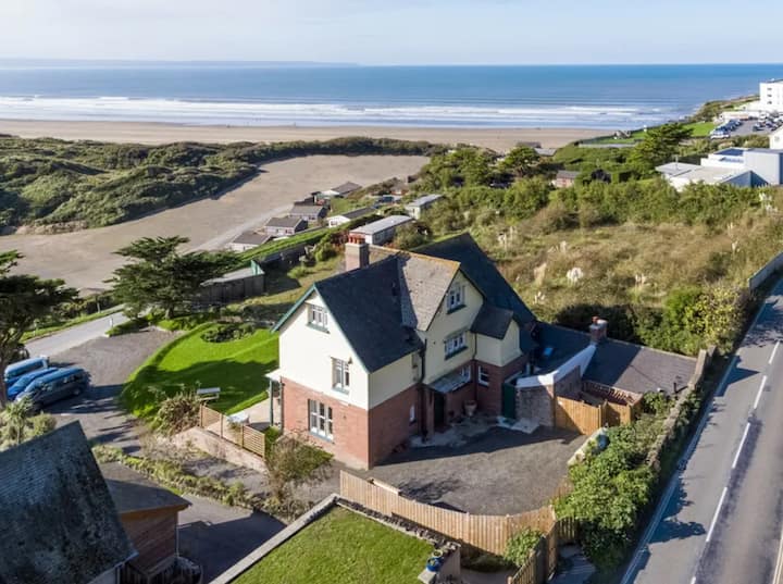 Perfect Location Above Saunton Sands, Apt 4 - Croyde