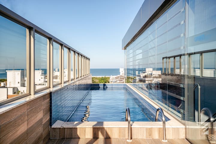 Penthouse Loft At The Beach 5 Min Walk - Campeche - Florianópolis