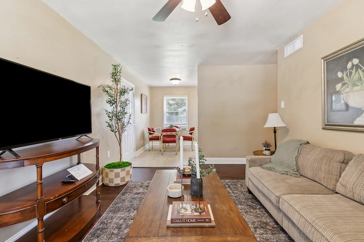 Remodeled 3 Bdrm In The Heart Of South Baton Rouge - Baton Rouge, LA