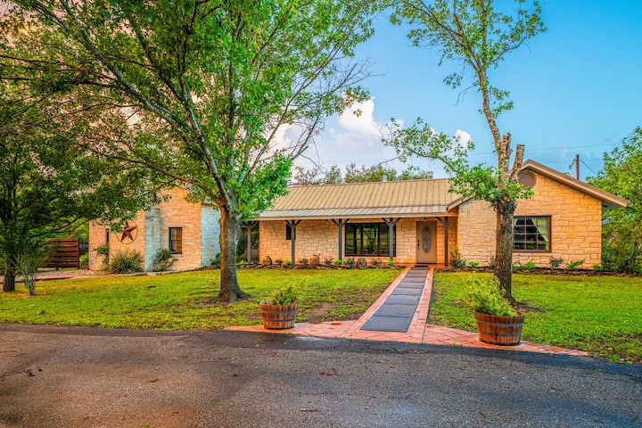 Heaven Can't Wait At King River Ranch - Johnson City, TX