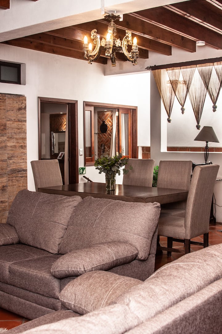 "Suite D'loreto"+estacionamiento Gratis+aire Acond - San Miguel de Allende