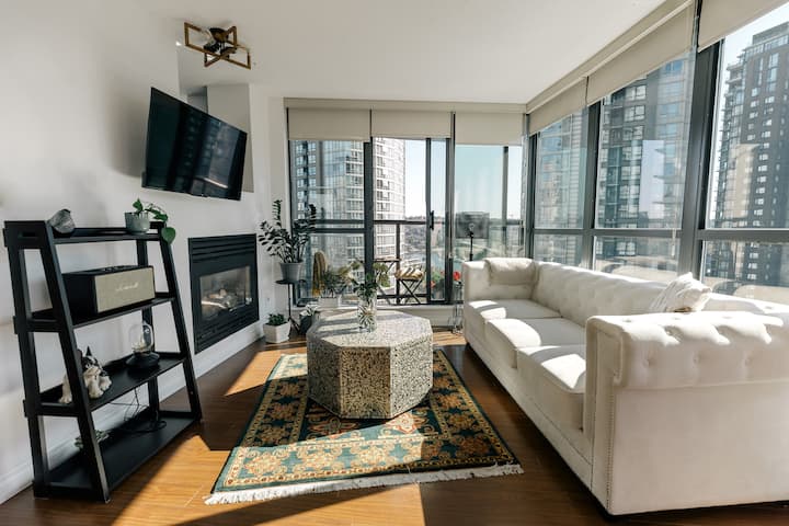 Oasis Harbour: 1-bed Waterfront Condo In Yaletown - Vancouver, WA