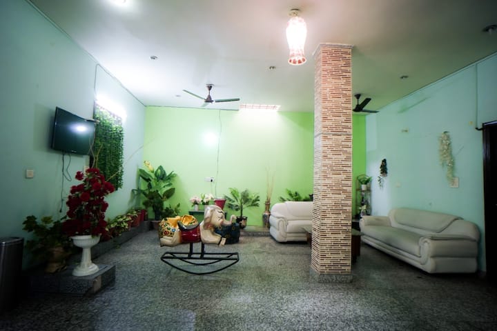 Captain's Blessed Home & Care & Breakfast- 7 Bed - Amritsar