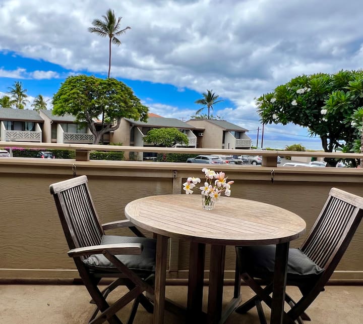 Oceanside Oasis: Pvt Balcony, Pool, Hot Tub, Beach - Kihei, HI