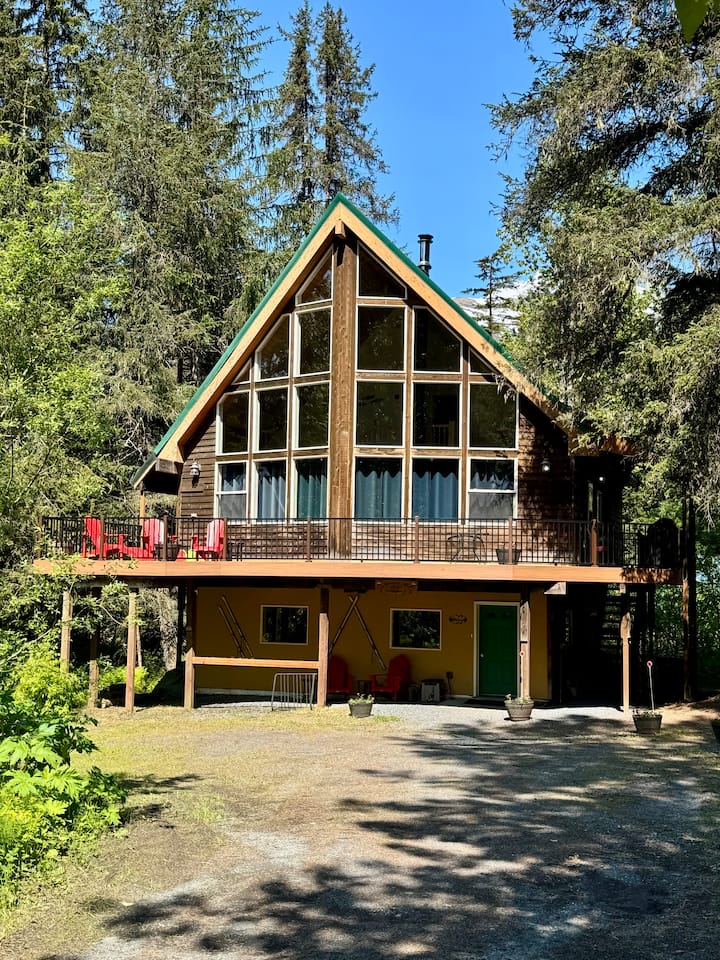 3br Mountainside Chalet: Near Lifts, Trails, Food! - Alyeska, AK