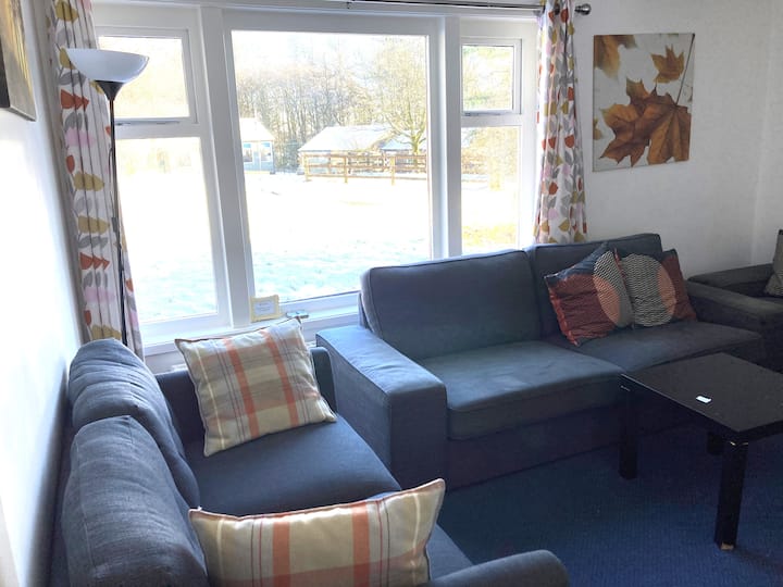 The Lodge (Sleeps 12, Price Based On 6) - Clitheroe