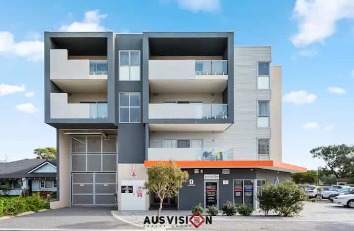 Modern New Apt 206 Op Westfield Carousel & City - Western Australia
