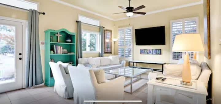Ocean Views, Pool + Courts | Summerwind 5br - Destin, FL