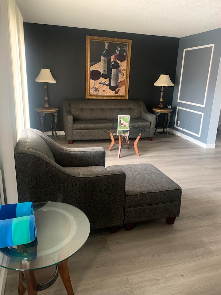 52 - Spacious Luxury King Ste (1 Bedroom, 2 Bath) - Palm Springs, CA