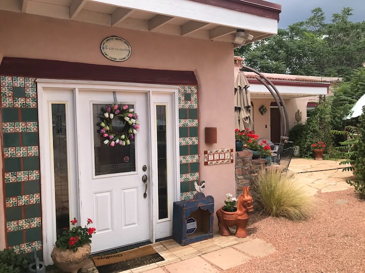 Authentic & Charming Santa Fe Home In Sf's ♥️ - Santa Fe, NM