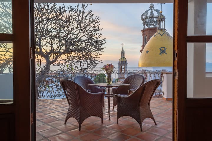 Boutique Hotel; Church And Ocean View. - Puerto Vallarta