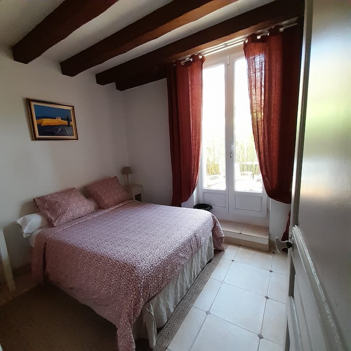 Chambre -Salle Bain -St Raphaël Cote Azur France - Boulouris-sur-Mer