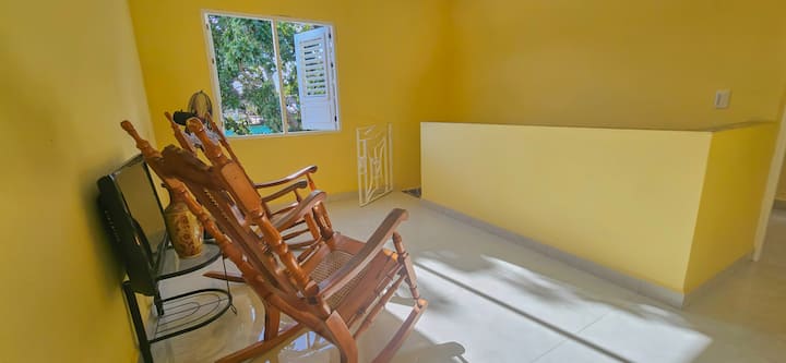Casa Milaissy: Visita A Granja Y Panel Solar - Viñales