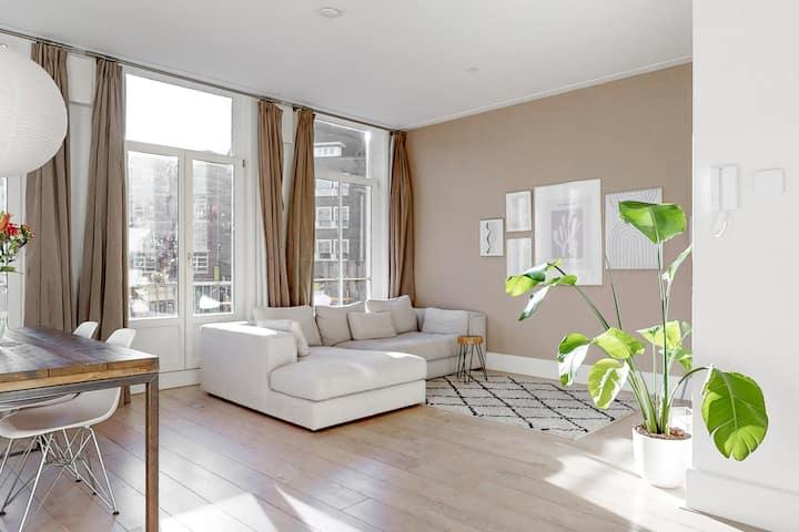 Lovely Canal Apartment In The Heart Of Amsterdam - 