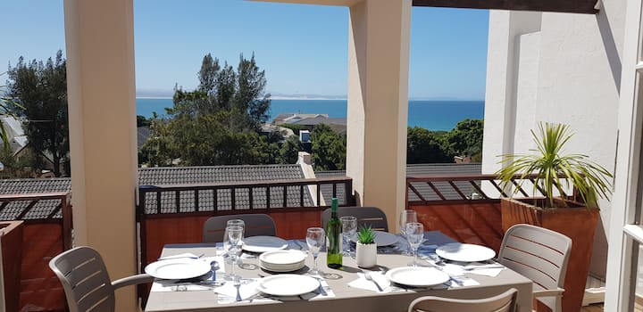 Ocean Blue At Bella Vista - Jeffreys Bay