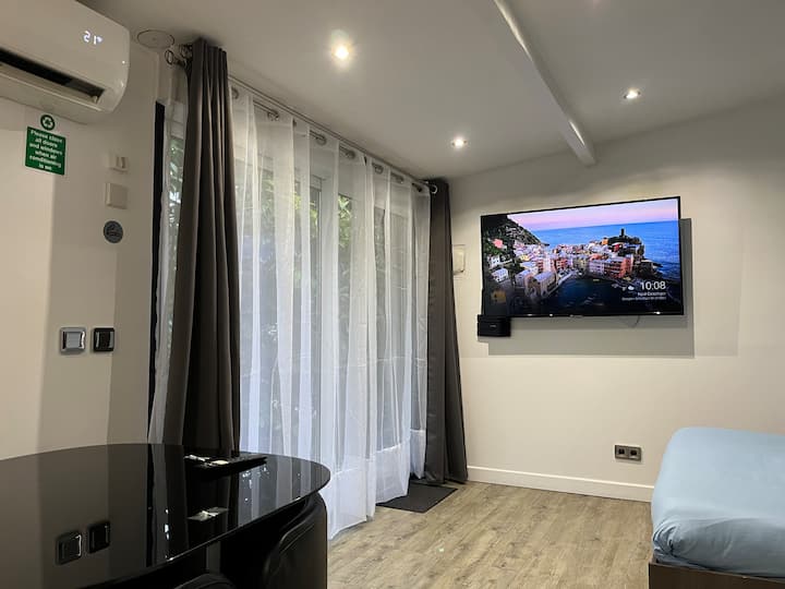 Studio Luxe-jardin+terrasse 2 Min Gare - Cergy