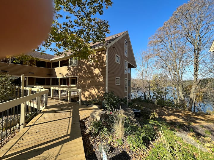 1bd With Lake View - Galena, IL