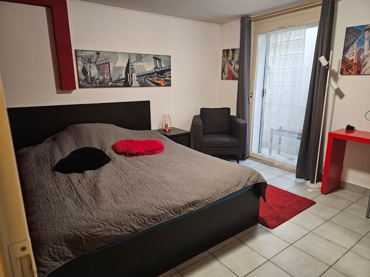 Genève/ch Chambre à Louer Dans Villa R - Geneva