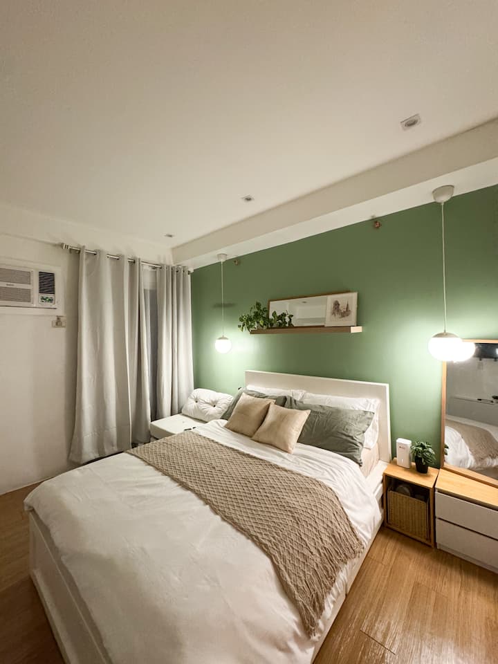 Top-floor Studio In Makati | City Views | 2-3 Pax - Pasay