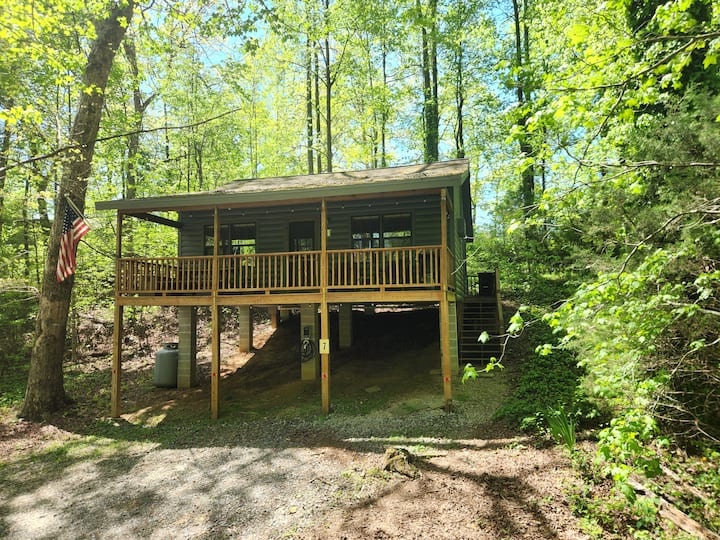 New Hot Tub, Walk To Town, In The Woods, Campfire - Helen, GA