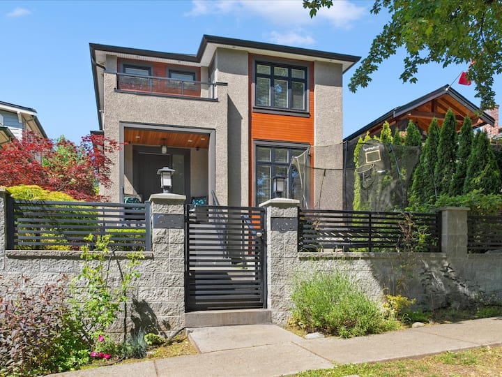 Splendida Casa Di Lusso Con 8 Camere Da Letto - Vancouver
