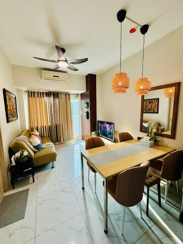 Cozy 2br @ Grass Res,spacious, Netflix,100mbps - Quezon City