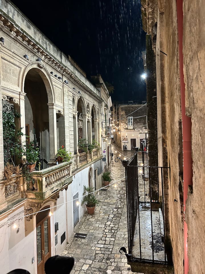 Old Apt With Terrace In Historic Town In Puglia - Oria