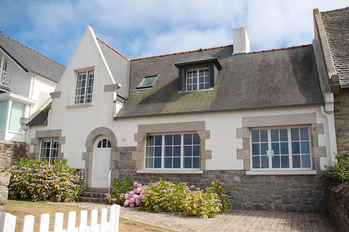 Gwaskedou, Vue Mer, Plage Et Centre-ville à Pieds - Île de Batz