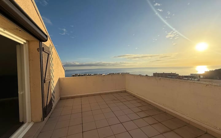 Rooftop F3 Lumineux Terrasse Vue Mer & Montagne - Bastia