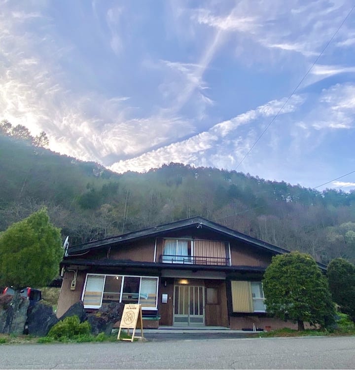 開田高原で子どもと移住体験 広々とした民家で自然を満喫 - Takayama