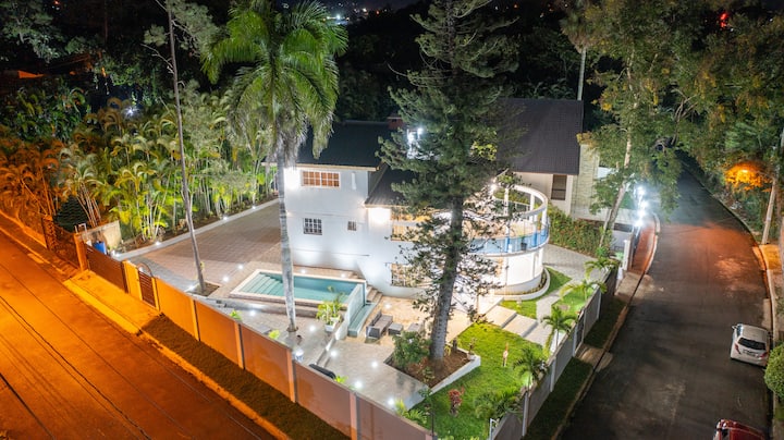 Cozy -Villa  In The Heart Of Jarabacoa - Jarabacoa
