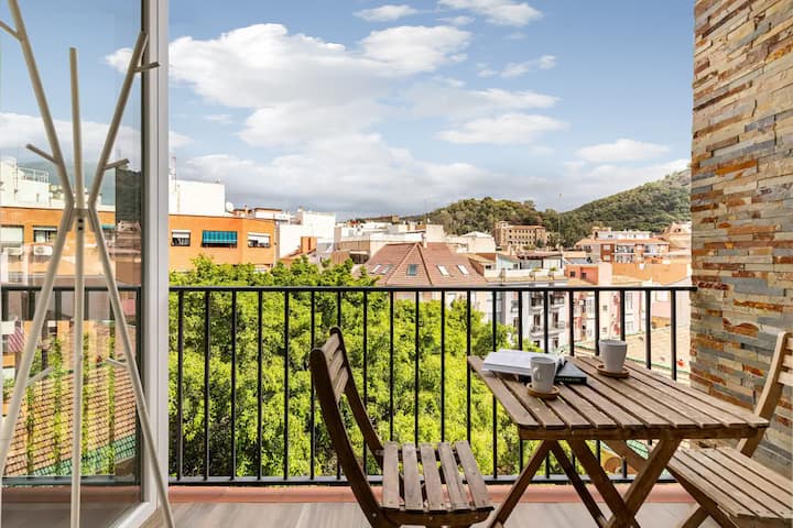 Modern, Bright & Cozy Apartment Overlooking Málaga - Málaga