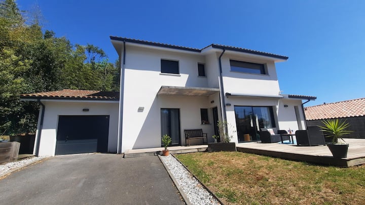 Villa Contemporaine 3 Chbres En Plein Centre Ville - Tarnos