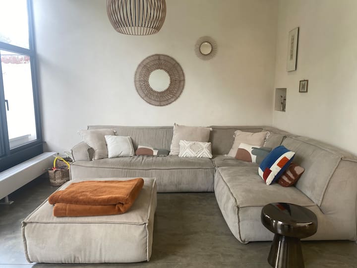 Beautiful Family Home With A Delightful Garden - Ghent (Belgium)
