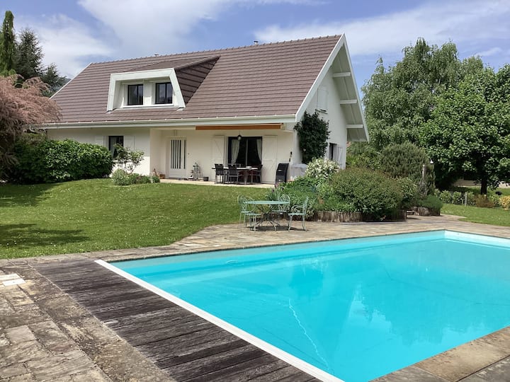 Maison Avec Piscine Au Calme.bel Environnement - Haute-Savoie