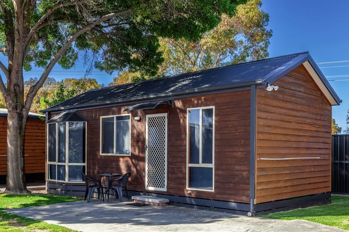 Big4 Albury Park Cabin 3br - Albury
