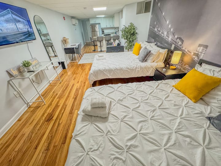 Prime Location! Cozy Studio 8 Miles From Manhattan - Newark, NJ