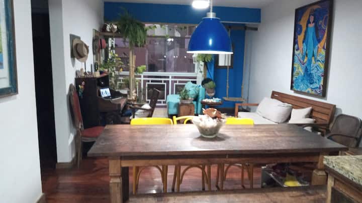 Apto à Caminho Do Mar - Rio Vermelho