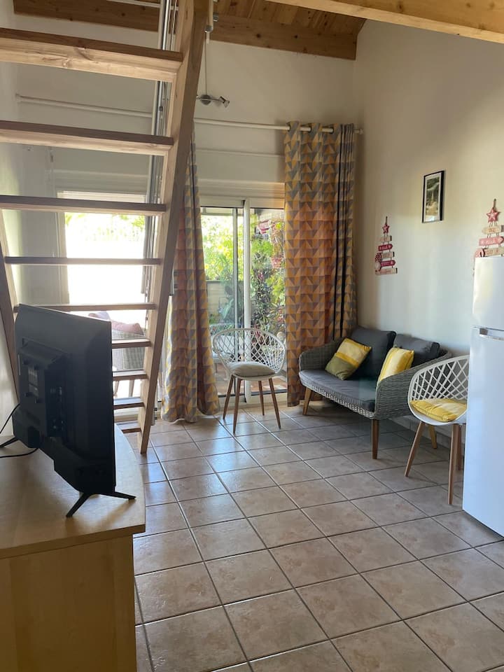 Sainte-anne: Chez Mamoune Céline. - Saint-Benoît