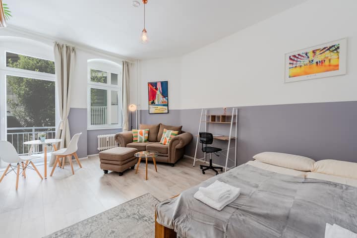 Neukölln Flat, Central, Near The Park With Wifi - Berlino