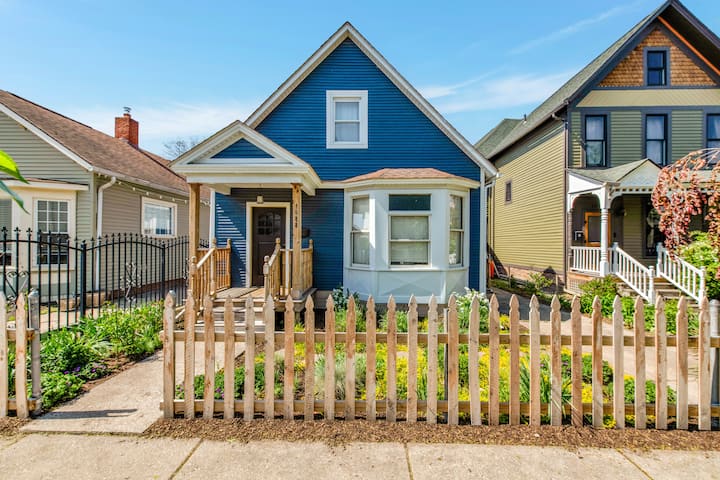 Cozy Historic Home In Corktown! - Detroit, MI