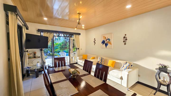 Private House Green Paradise- Pool, Hot Tub, Wifi - 코스타리카