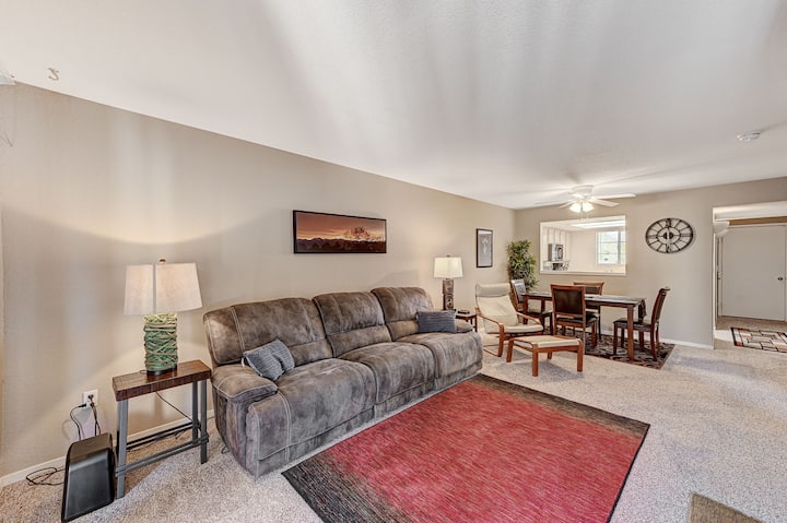 Summerlin  Gated Community Condo - Las Vegas, NV