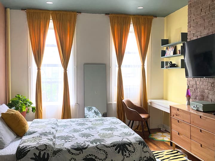 1 Bedroom South Bronx Apartment - Bronx