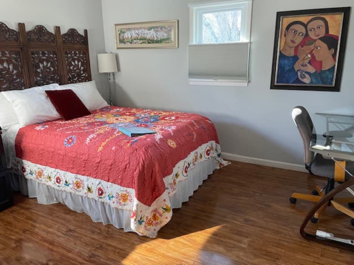 Fragrance/chemical Free, Pvt. Room/bath - Brevard, NC