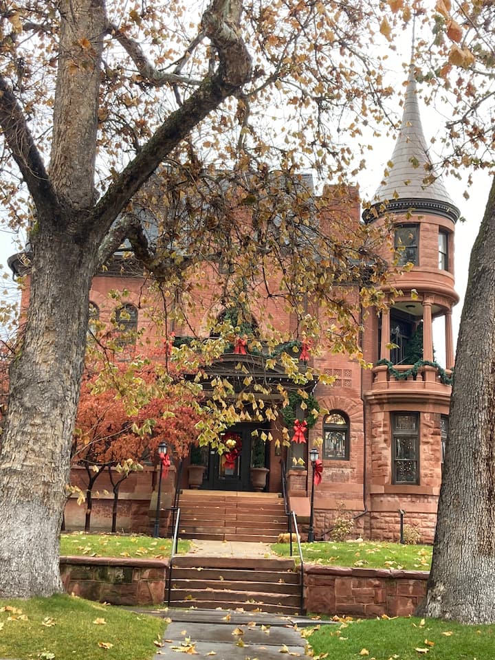 Cozy House For Family Or Skiing Vacation - Ogden, UT