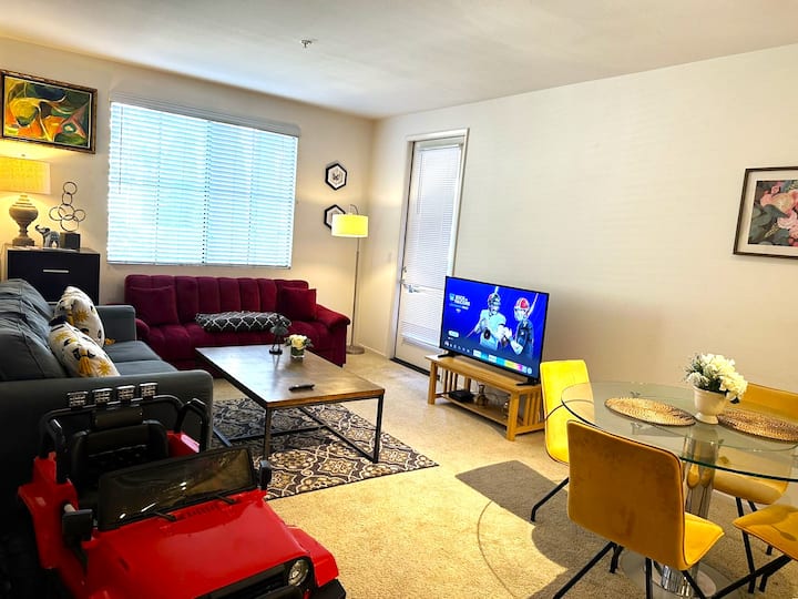 2b2b Luxury Apartment Center Area Pool/gym/mall - Laguna Woods, CA