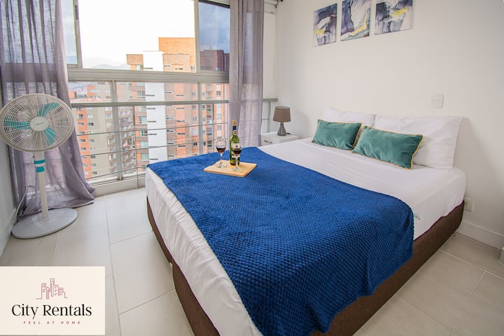 Duplex El Poblado Con Centro Comercial - Medellín