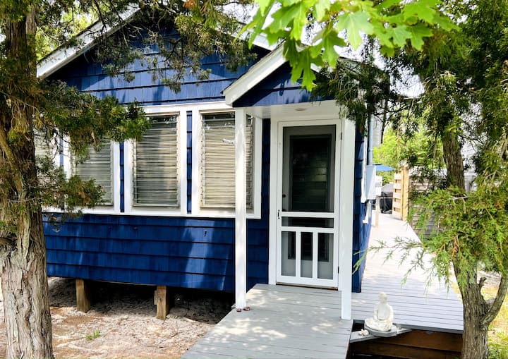 Cherry Grove Beach Cottage - Fire Island, NY